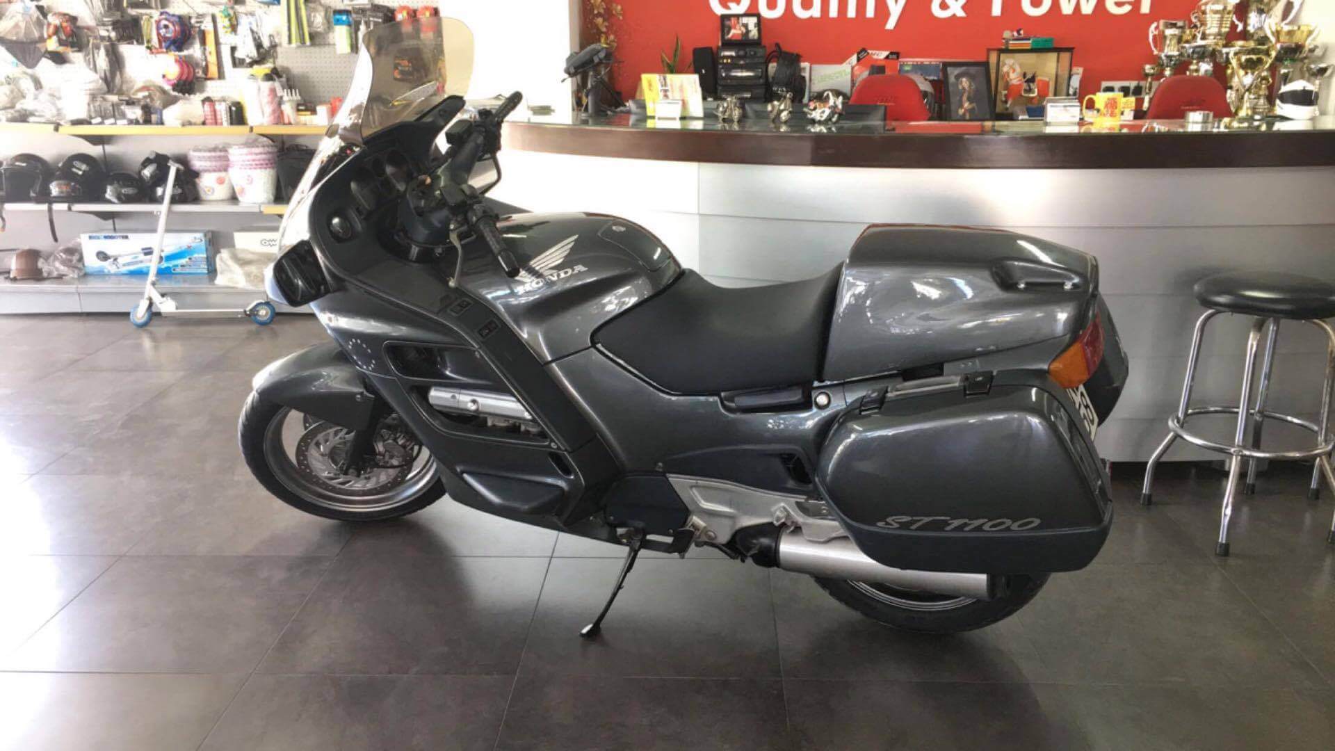 HONDA ST1100 Pan European – Pentaras Motors