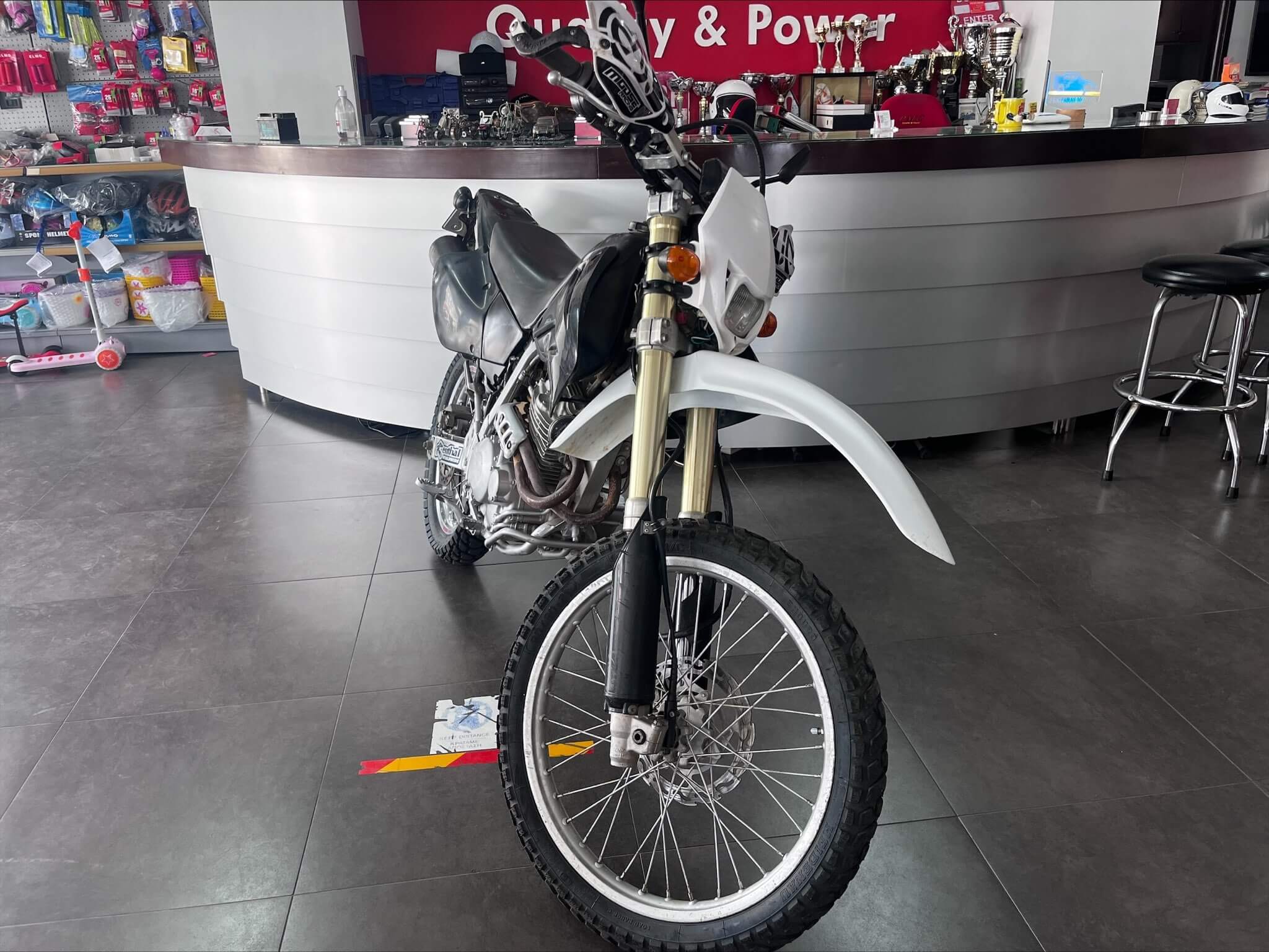 Honda XR250 – Pentaras Motors